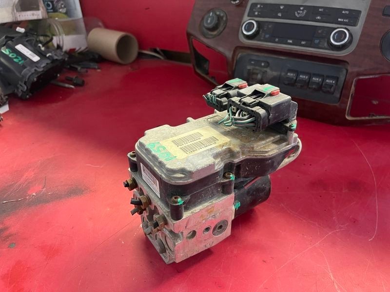 2004 Dodge Ram 2500 ABS Anti-Lock Brake Pump Module Assembly 5.9L 2WD ...