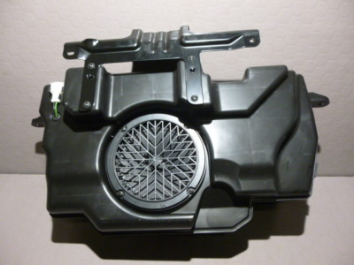 Audi Q5 8R Sound System Subwoofer Lautsprecher Bassbox 8R0035382B sound ...