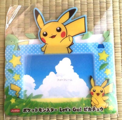 Rare!! Let's go Pikachu purchase bonus photo frame Nintendo switch ...