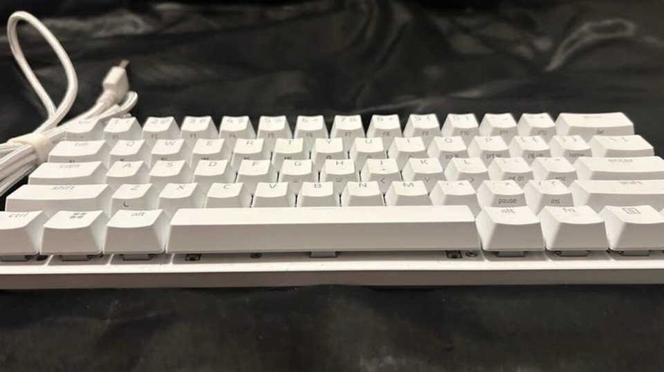 Razor Huntsman Mini 60% Gaming Keyboard | eBay