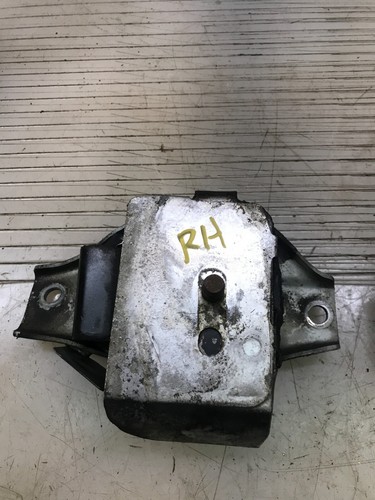 04 2004 SUBARU WRX RIGHT PASSENGER ENGINE MOUNT BRACKET | eBay