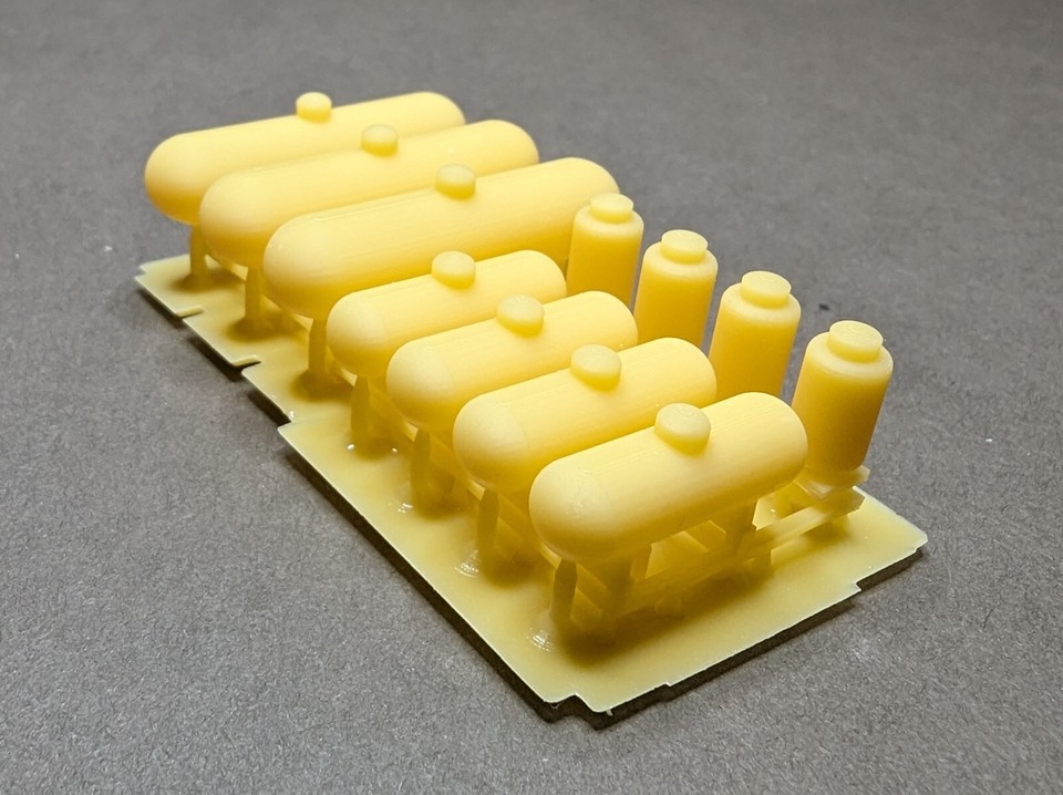 Set of 11 N-scale Propane tank | eBay