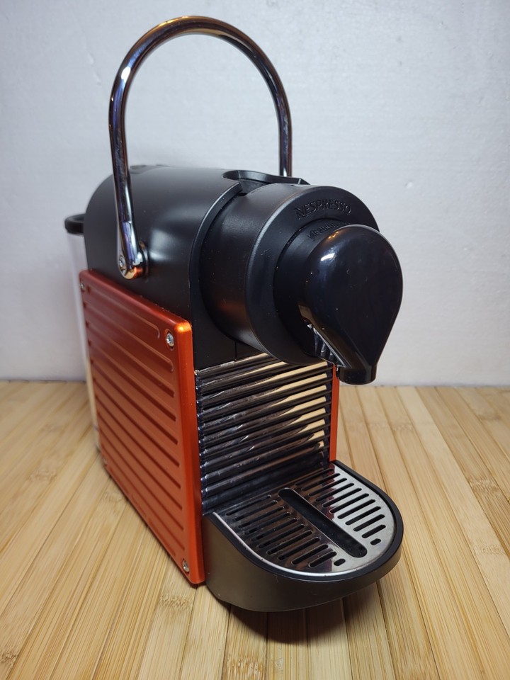 Nespresso C60 Pixie Red Coffee Espresso Compact Machine (American Plug ...