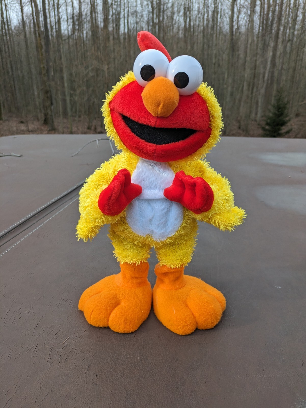 Sesame Street CHICKEN DANCE ELMO by Fisher Price - Sings & Flaps His ...