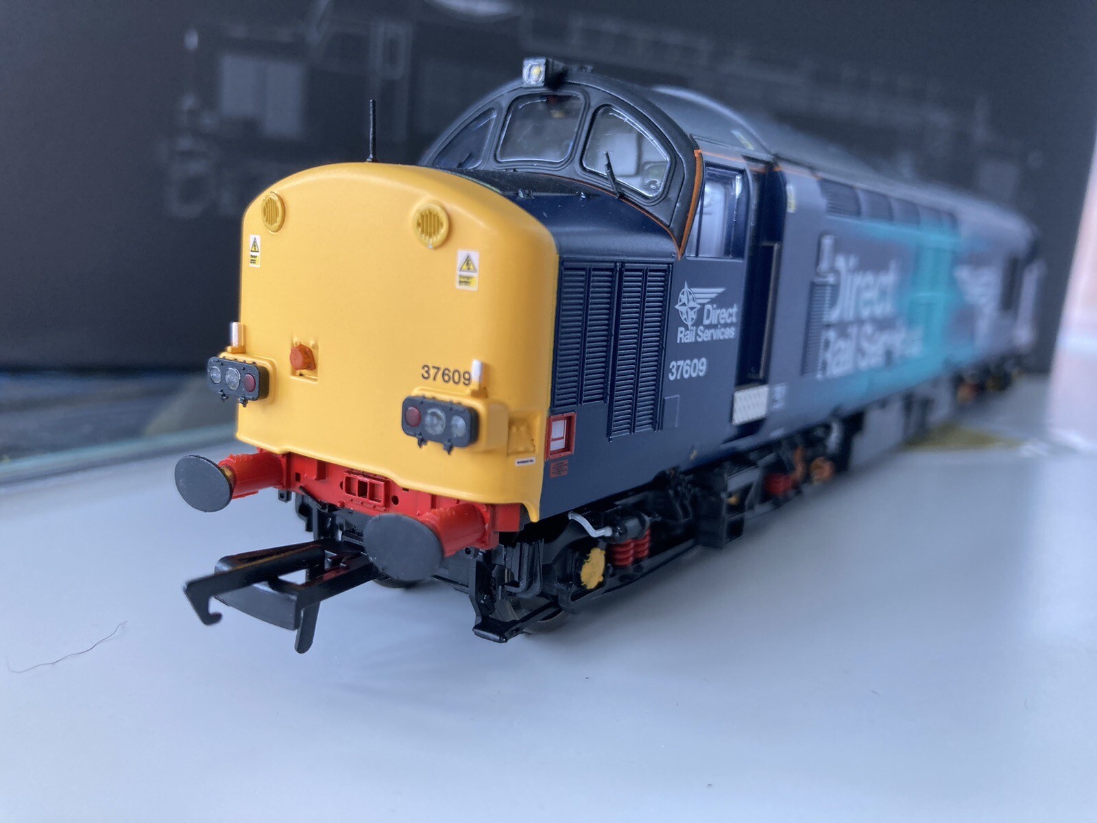 Accurascale ACC2316 OO Gauge Class 37/6 37609 Revised DRS Compass for ...
