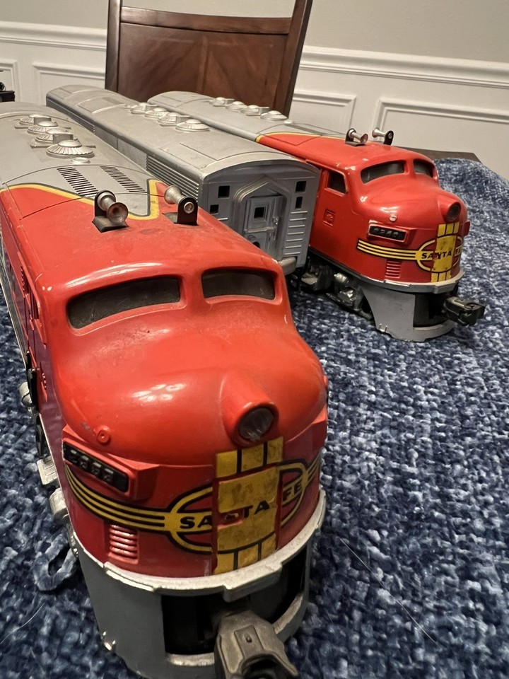 Lionel 2353/33 Vintage O Gauge Santa Fe Diesel Locomotive Train 2333-20 ...