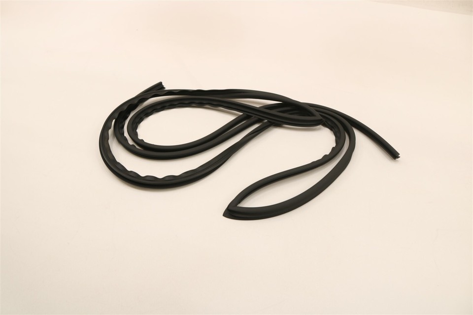 NEW OEM Windshield Reveal Molding 727526MA0A for Nissan Rogue Sport ...