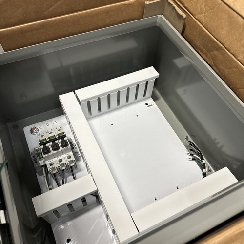 ⚡️Eaton PXBCM-MME-2B1V-AA Enclosed Meter 3R (Missing Parts) | eBay