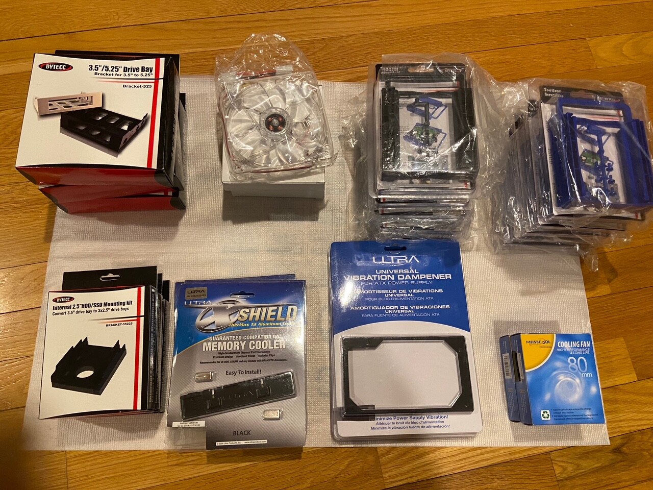 Lot of 29 Computer part HDD/ SDD brackets, cooling fan, memory cooler ...