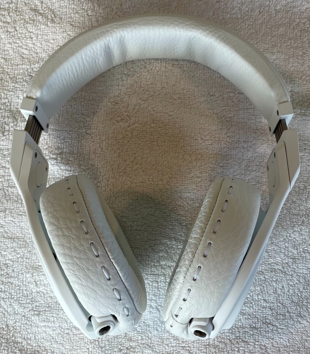 Beats x Fendi Beats Pro, White | eBay Beats x Fendi Beats Pro, White | eBay