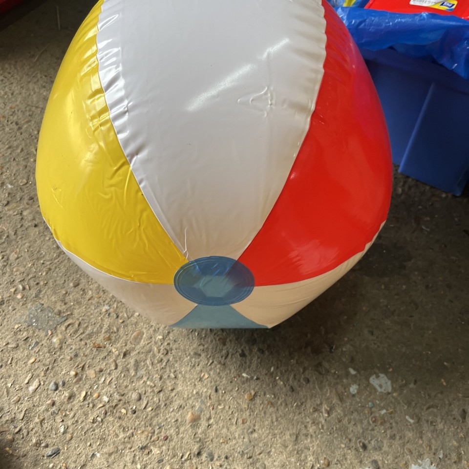 10 x BESTWAY BEACH BALLS - COLOURFUL PANEL DESIGN INFLATABLE . 20 ...