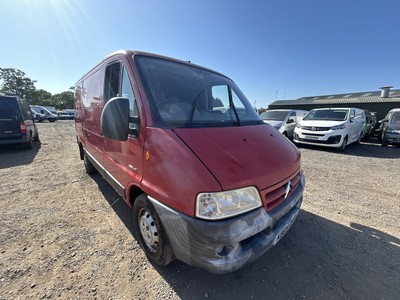 2005 Citroen Relay Boxer 2.2 Hdi Mwb red 12 months mot 56k miles No Vat ...