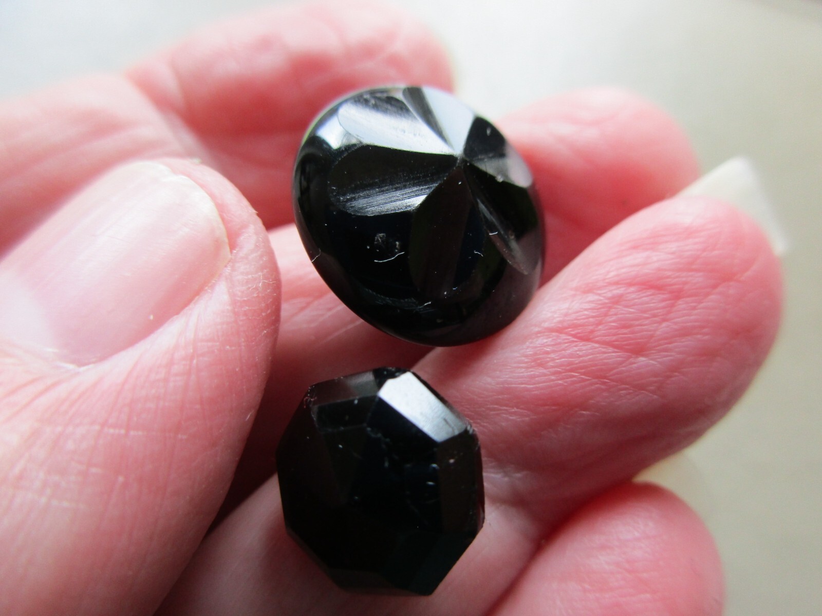 ANTIQUE VINTAGE VICTORIAN FRENCH JET GLASS MOURNING B… - Gem