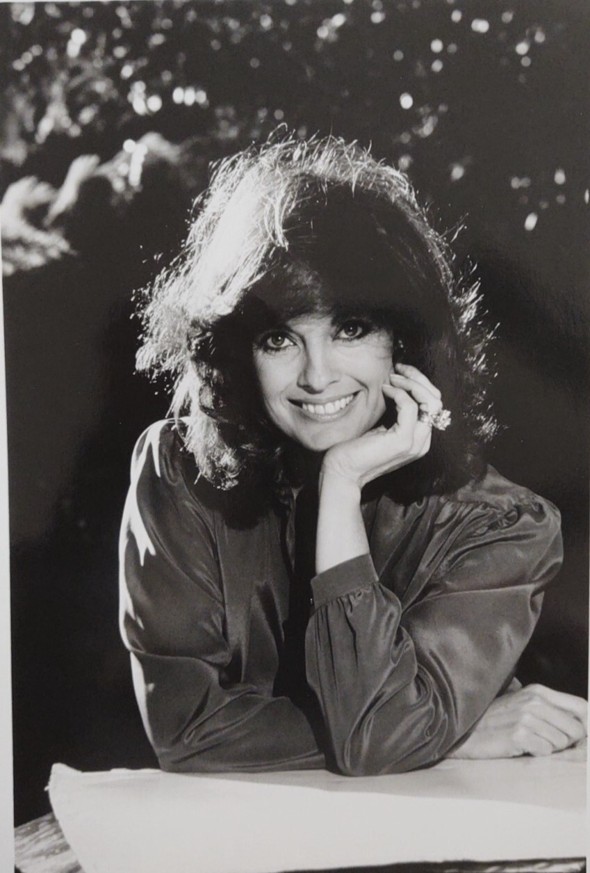 LINDA GRAY 8x10 BW PHOTO SUE ELLEN EWING DALLAS MODELS INC. | eBay UK