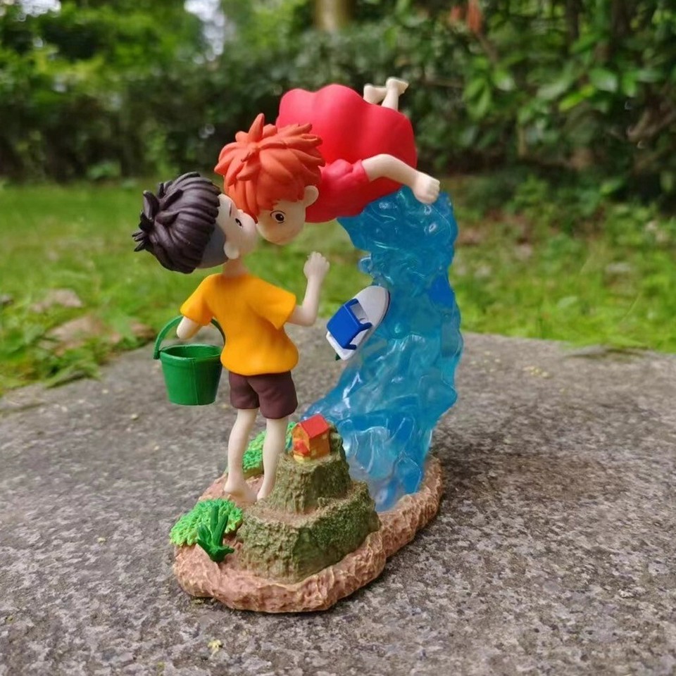 Ponyo on the Cliff Figure Toys Ponyo And Sosuke Scene Model Doll Statue ...