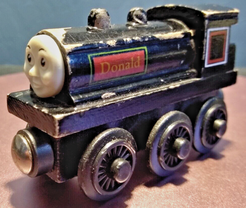 Thomas and Friends Wooden Railway 1996 Donald Scottish Train Engine ...