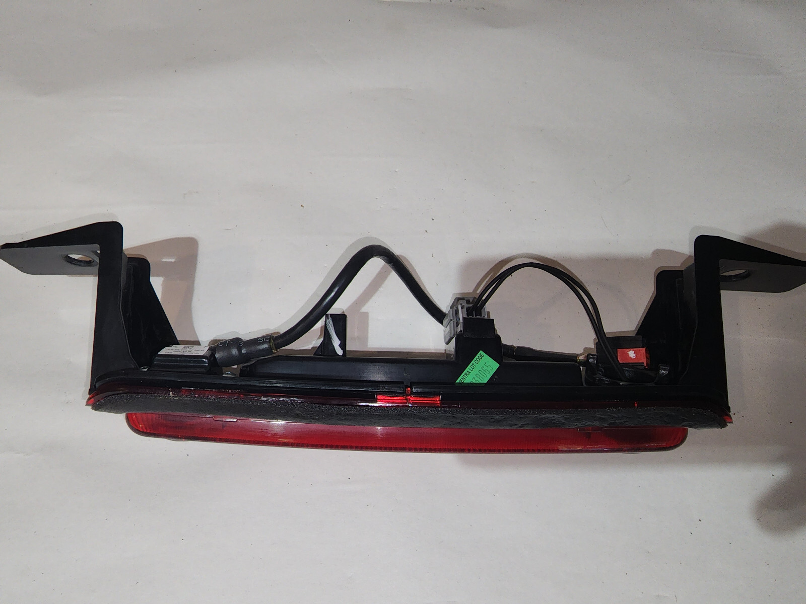 2011-2014 OEM Chrysler 300 Trunk Mount 3rd Brake Light w/ Backup Camera ...