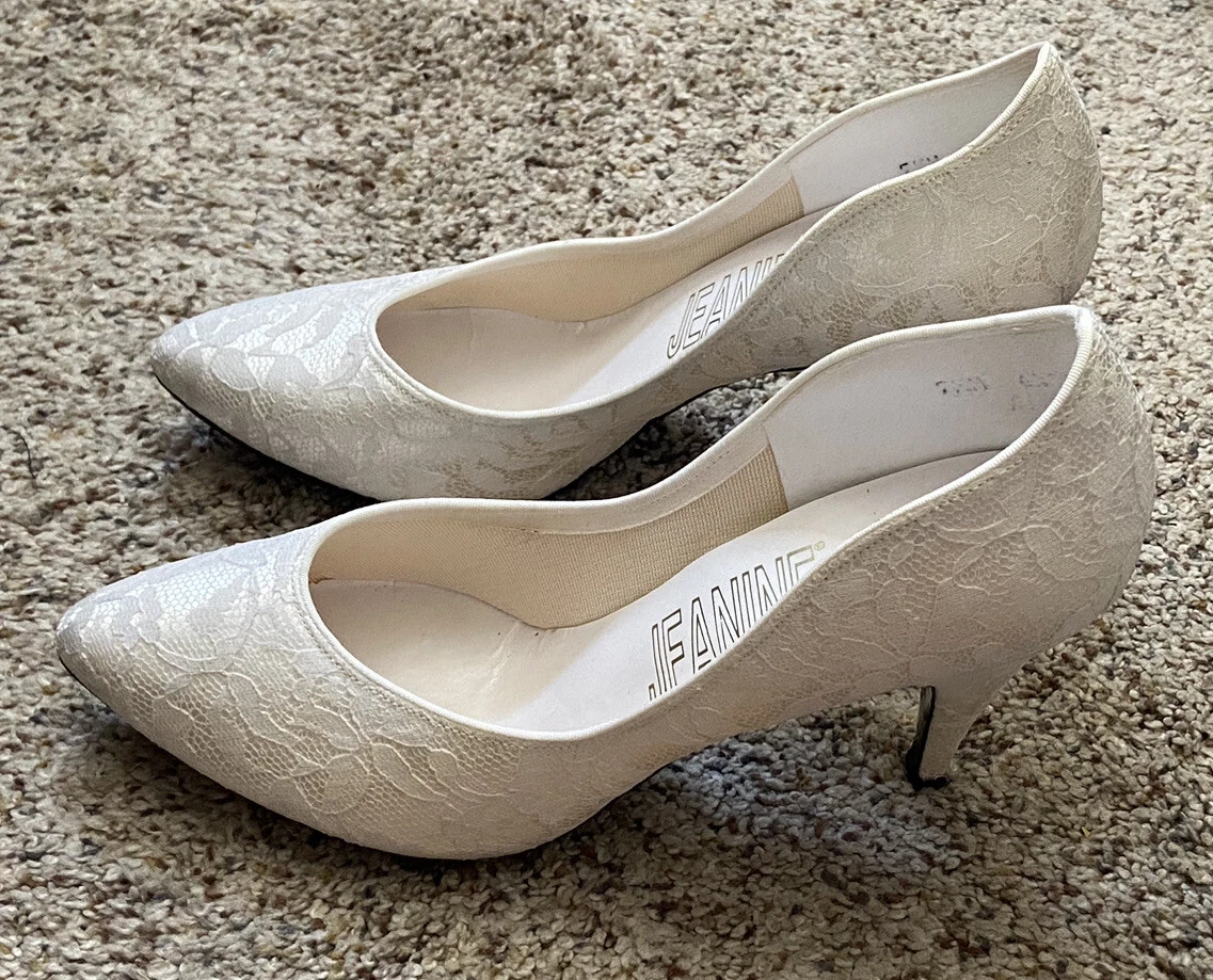 Vintage Lace Wedding Shoes