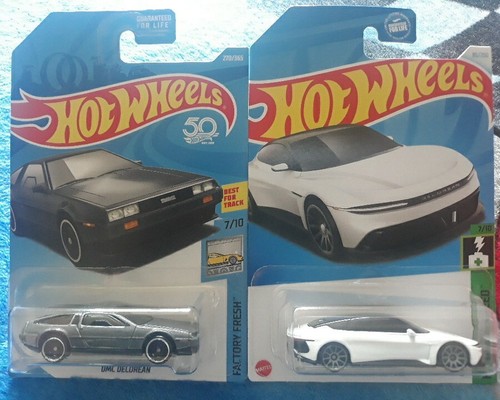 Hot Wheels DMC DELOREAN & DELOREAN ALPHAS | eBay