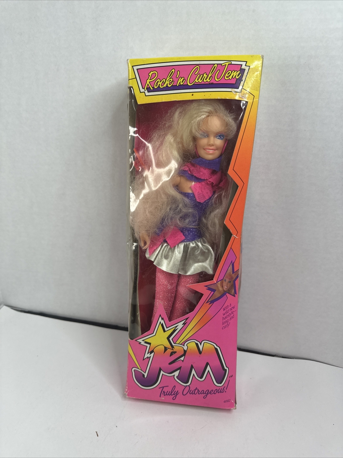 Vintage 1986 Rock N Curl Jem Truly Outrageous Jem Doll 4002 Hasbro
