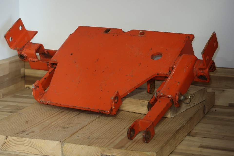 KUBOTA L2900 L3010 L3410 RC72-29 RC72-29A RC72-36 MOWER DECK BRACKET ...