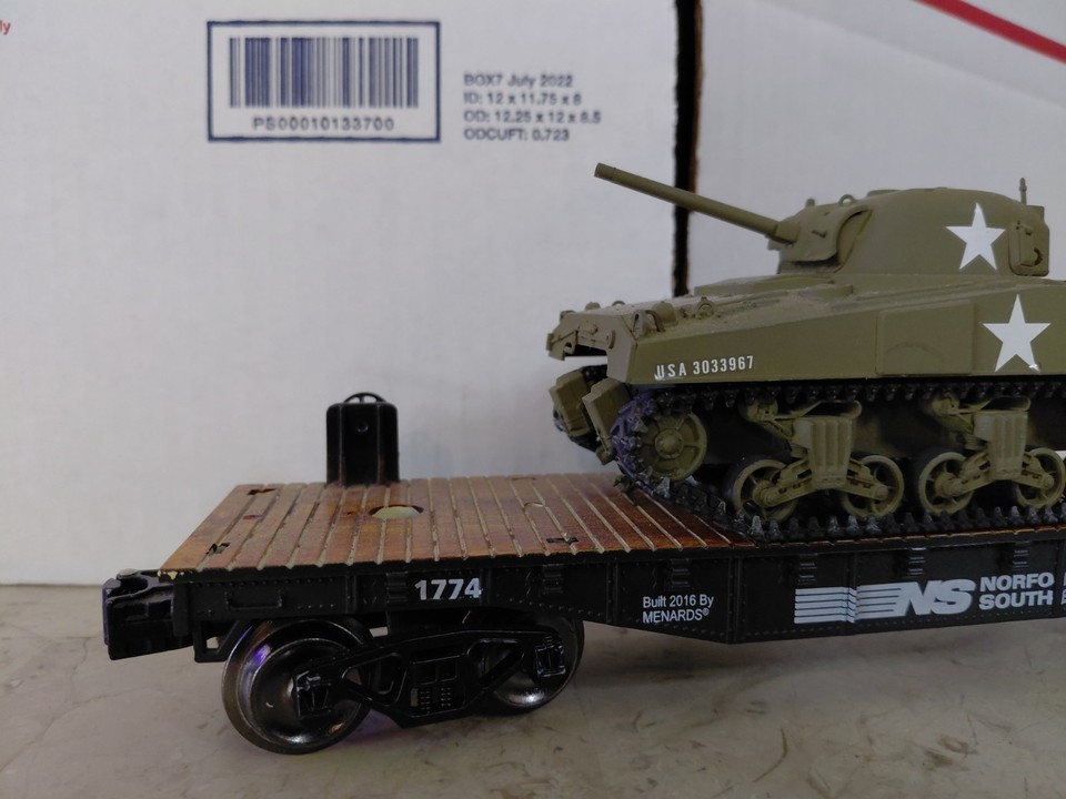 Menards Military Norfolk Southern Flatcar w Dinko Army Tank works w ...