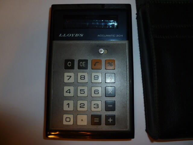 LLoyd`s Accumatic 304 vintage LED calculator turns on doesn't calculate ...