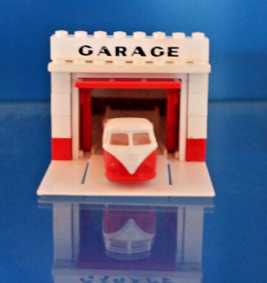 Lego 236 Garage mit Tor aus alten Klemmbausteine und 259pb02 H0 VW Bus ...