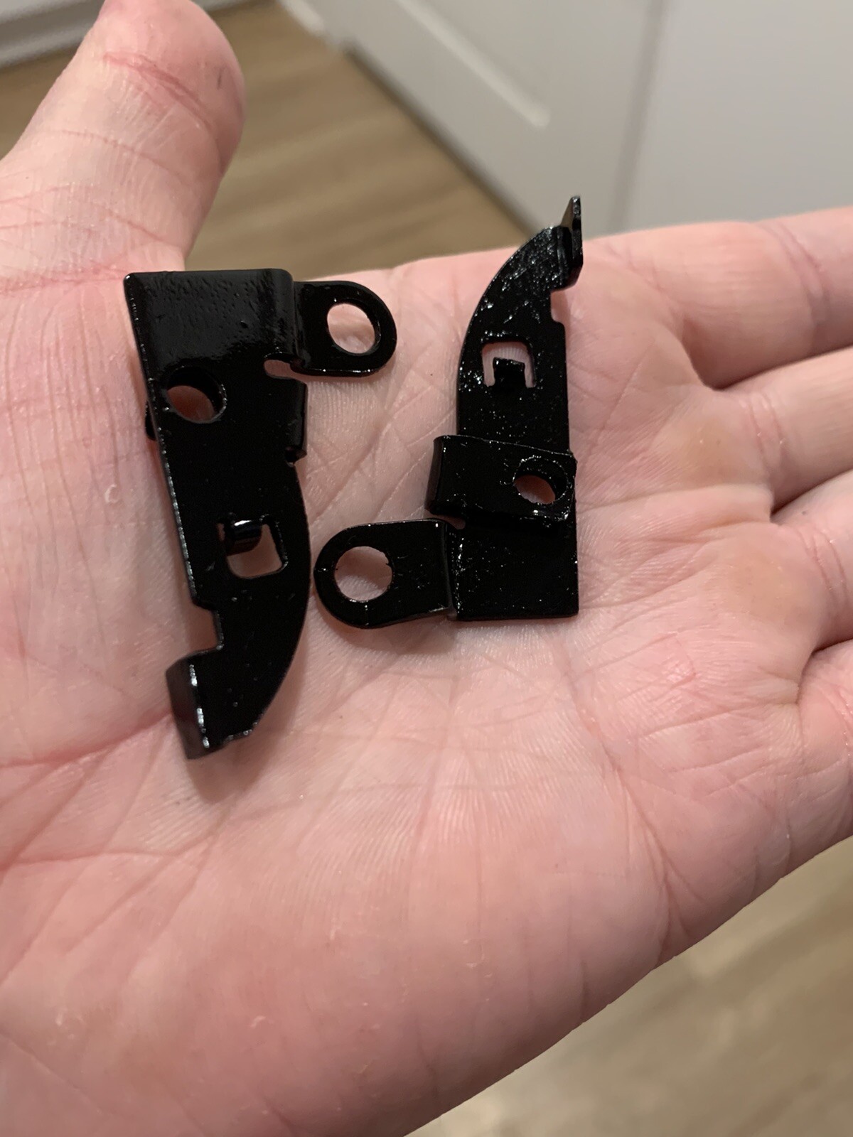 Saturn Sky & Pontiac Solstice Tulip Bracket PAIR, 1x DRIVER ...