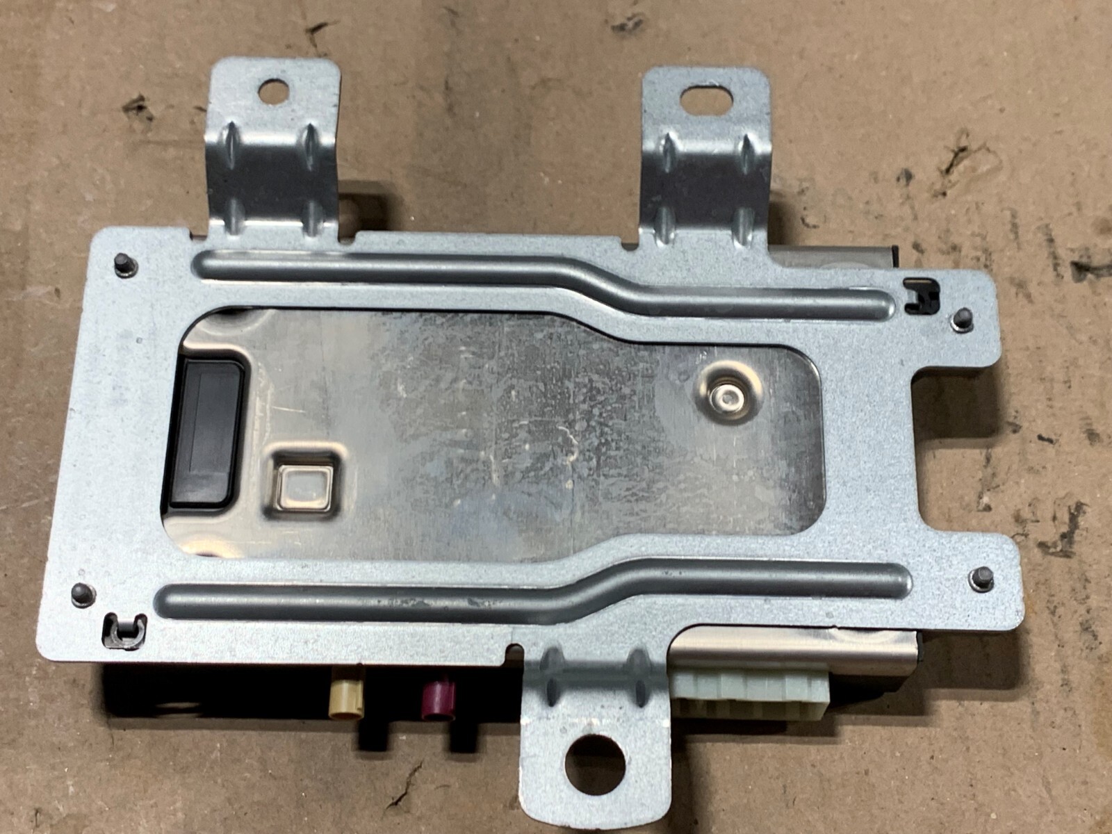 2020 - 2023 FORD EXPLORER TELEMATICS COMMUNICATION CONTROL MODULE ...