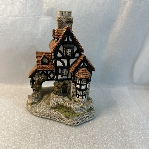 Squires Hall by David Winter Cottages Hand Painted Figurine | eBay