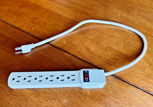 UL Listed 6 Outlets Relocatable Power Tap Model YE-12-02 125V 15A 1875 ...