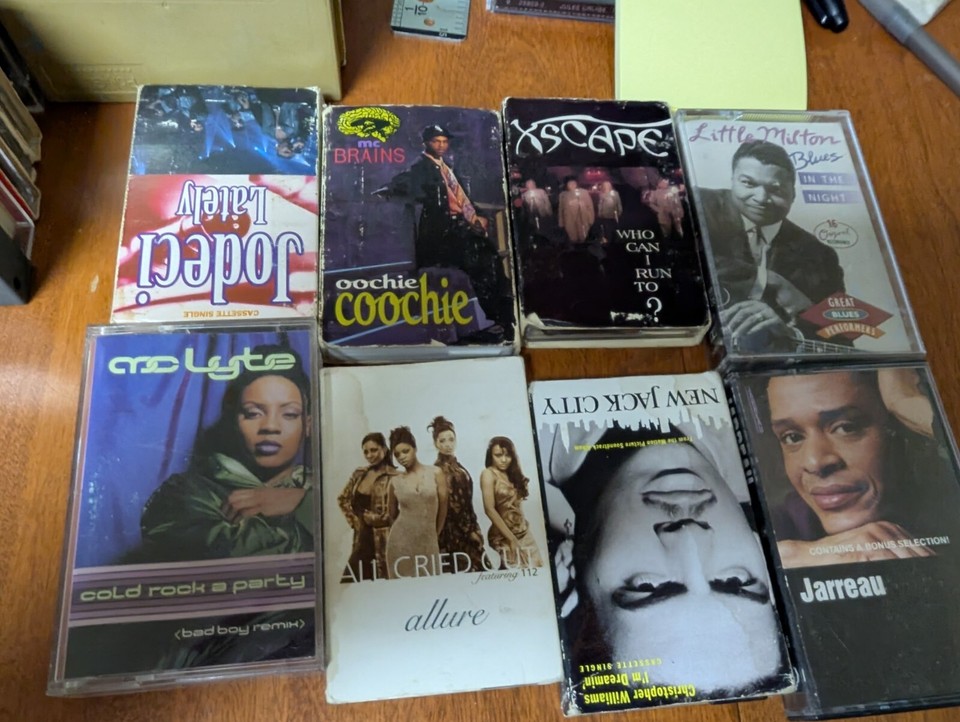 50 cassettes R&B Soul Rap Hip Hop cassingles Ice Cube Bone Thugs Shabba ...