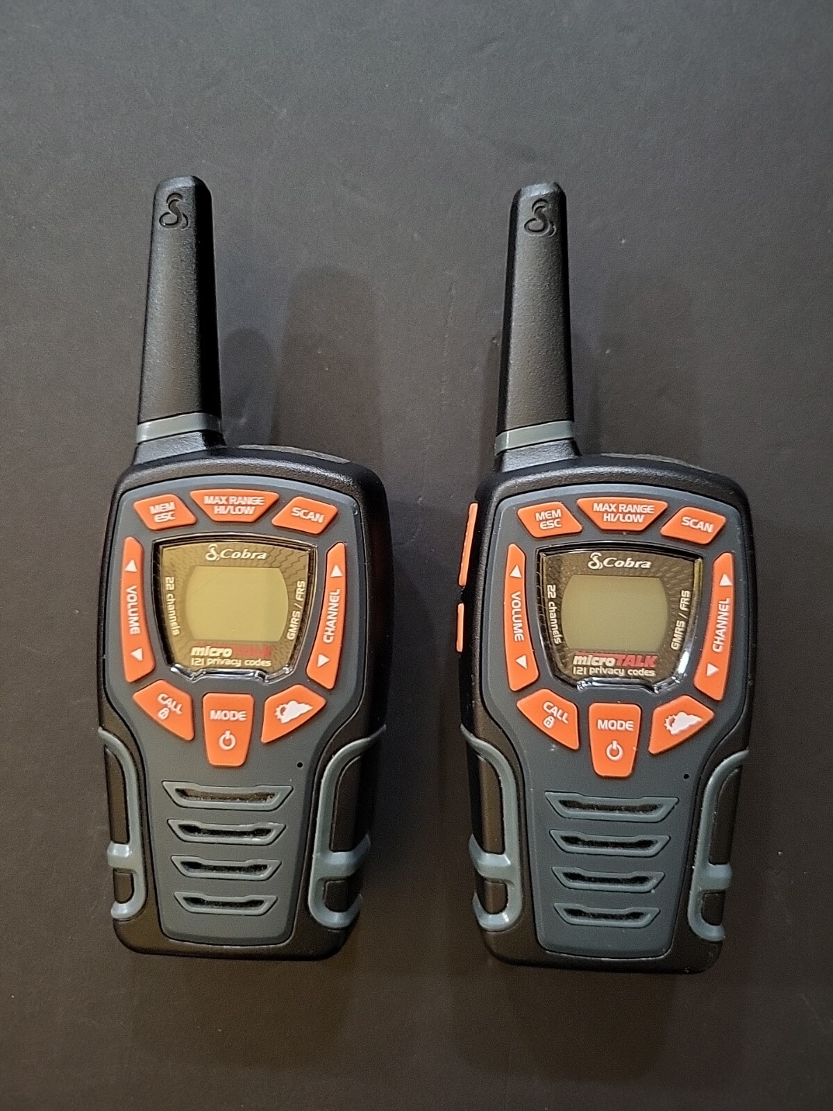 Cobra Microtalk Model CXT565 Walkie-Talkie CB's Two 2-Way Radios Black ...
