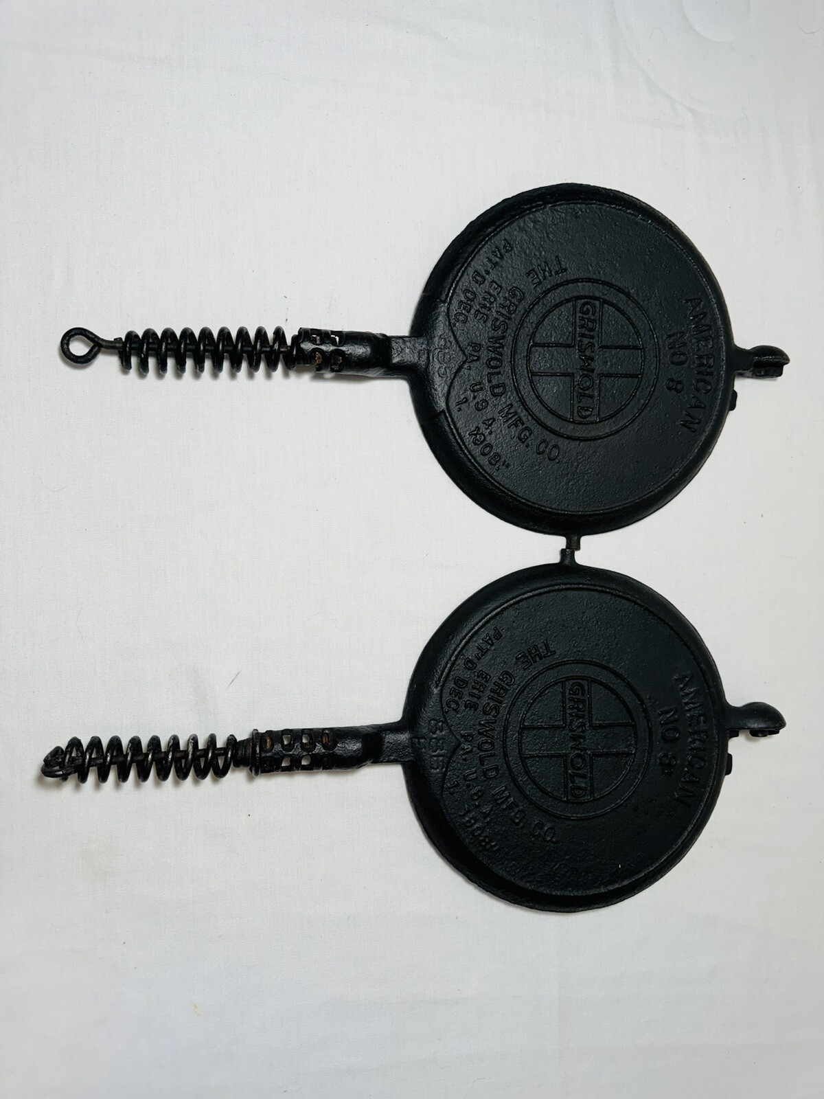 Antique Griswold American Cast Iron Waffle Iron Maker No 8 - 885/886 ...
