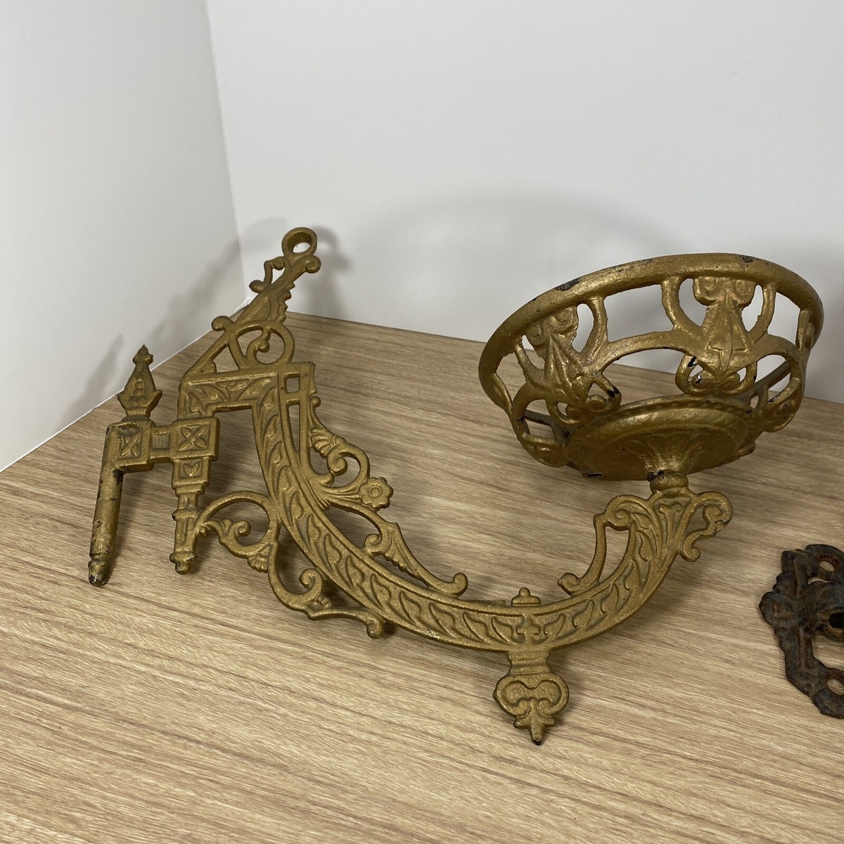 Antique Oil Kerosene Lamps Wall Holder WALL KEROSENE LAMP,