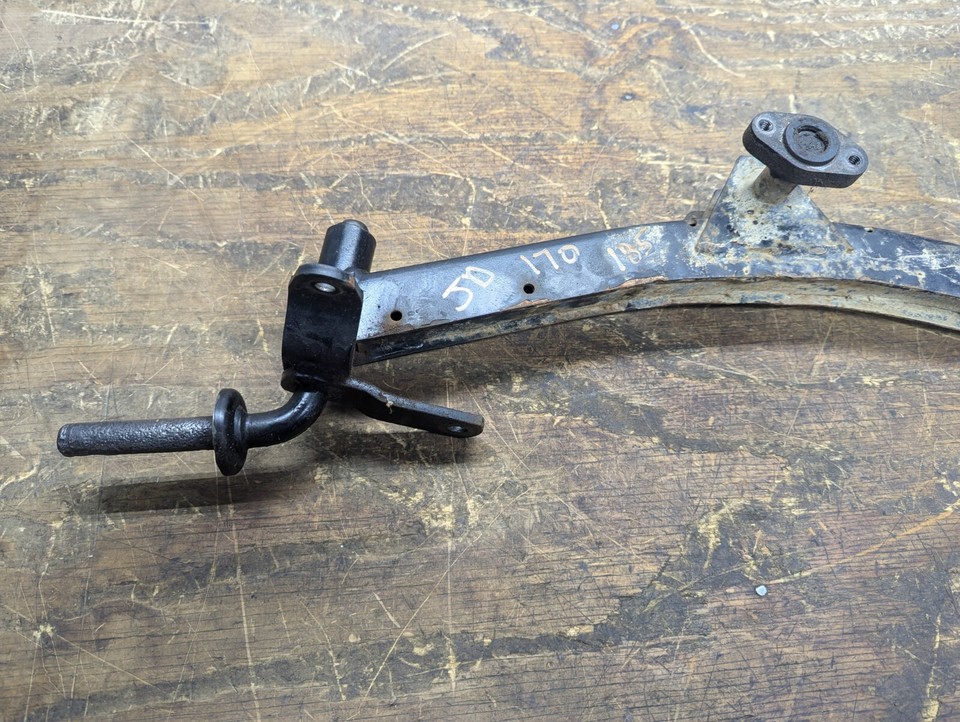 John Deere 160 165 170 175 180 185 Front Steering Axle Assembly | eBay