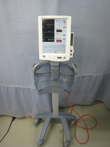 Datascope Accutorr Plus With Predictive Thermometer Attachment And Cart ...