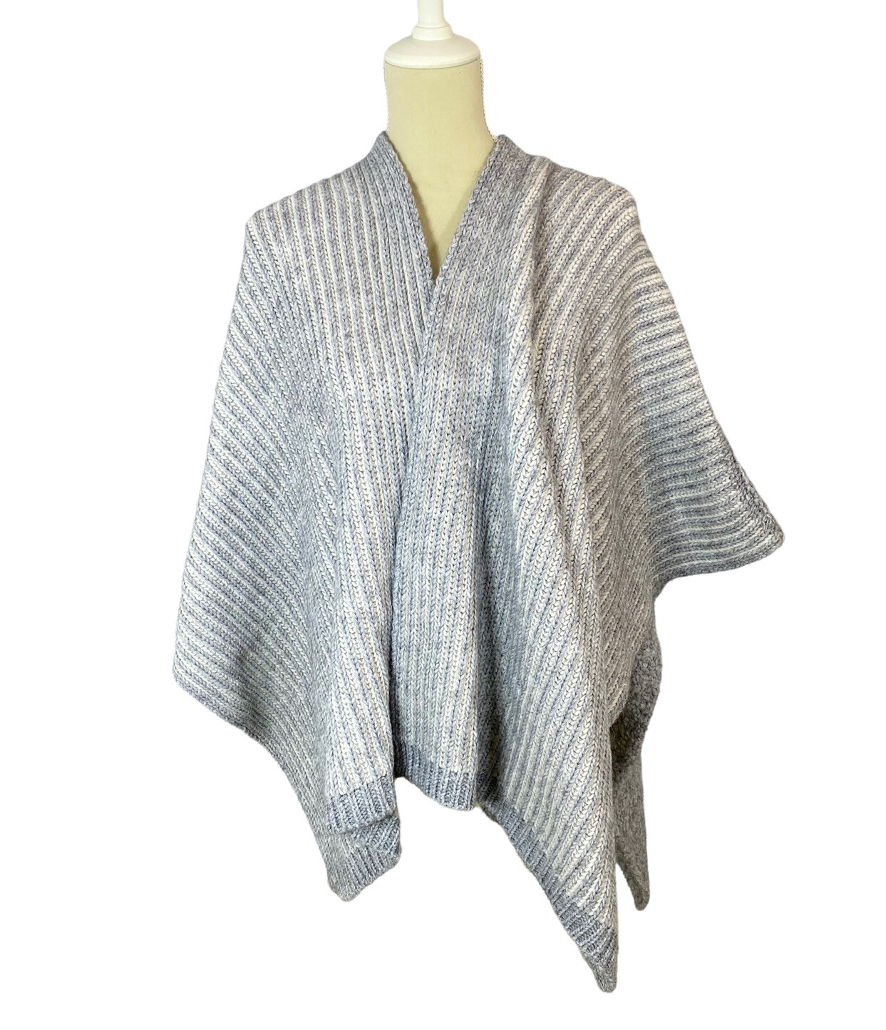 COCOGIO Women Alpaca Wool Blend Gray Poncho Cape NWT Size Fits All Made ...