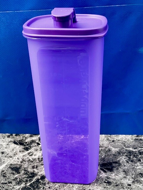 Tupperware Slim Line Fridge Pitcher 2qt/2L with Strainer Different ...
