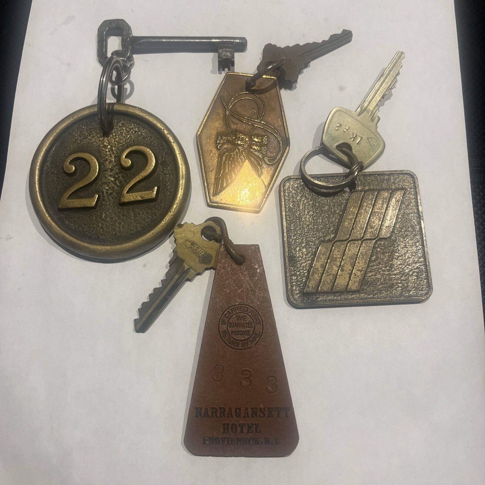 VINTAGE LOT OF 4 HOTEL MOTEL KEY FOBS | eBay