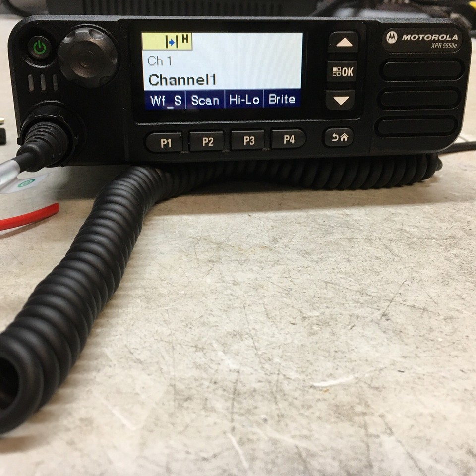 MOTOROLA XPR5550e VHF 136-174MHz 45w mobile radio AAM28JQN9WA1AN DMR ...