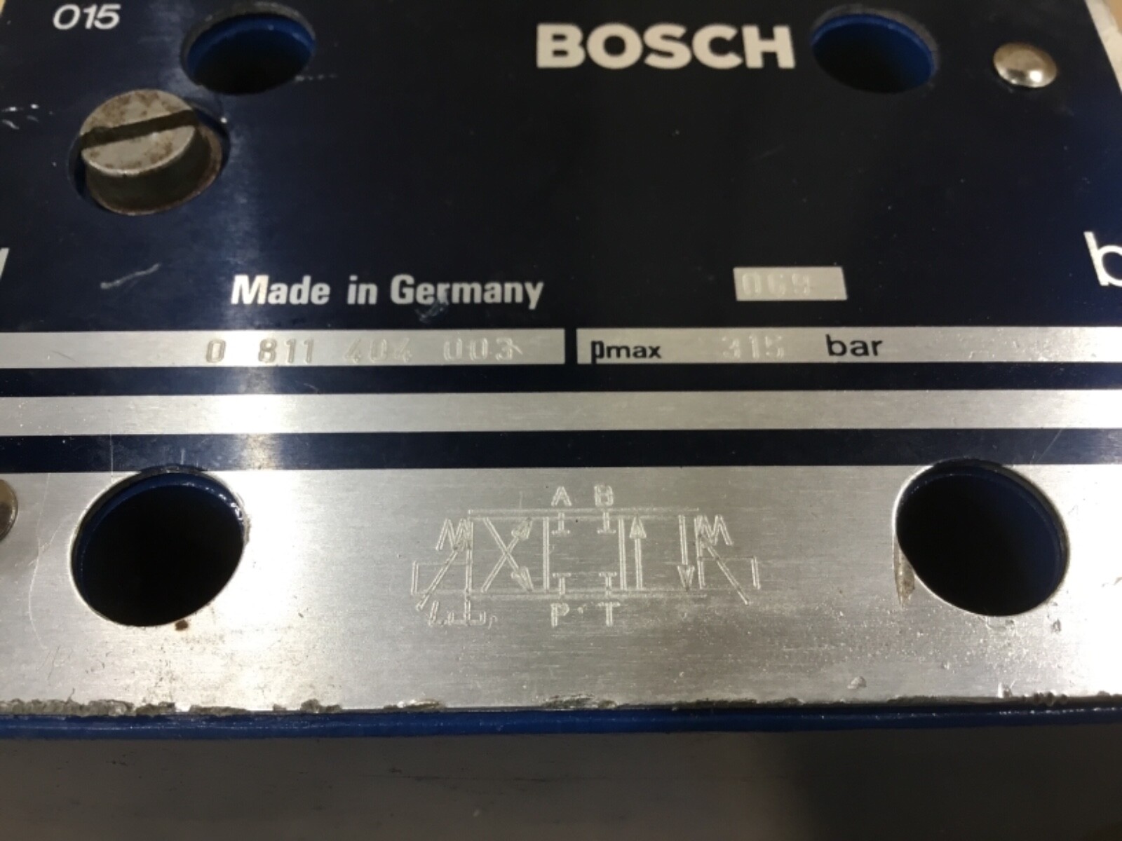 Bosch 0 811 404 003 Valve 0811404003 / 4WRP 10 E32S-1X1G24Z4/M ...