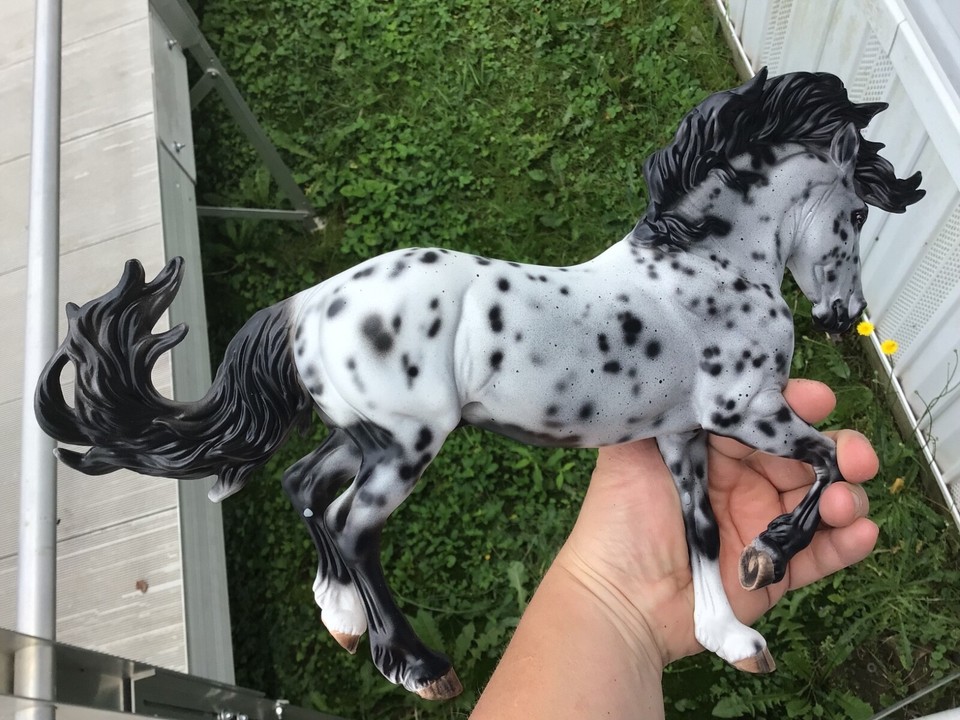 Breyer Traditional Fireheart Mojava Mustang Stallion Black Appaloosa Cm ...