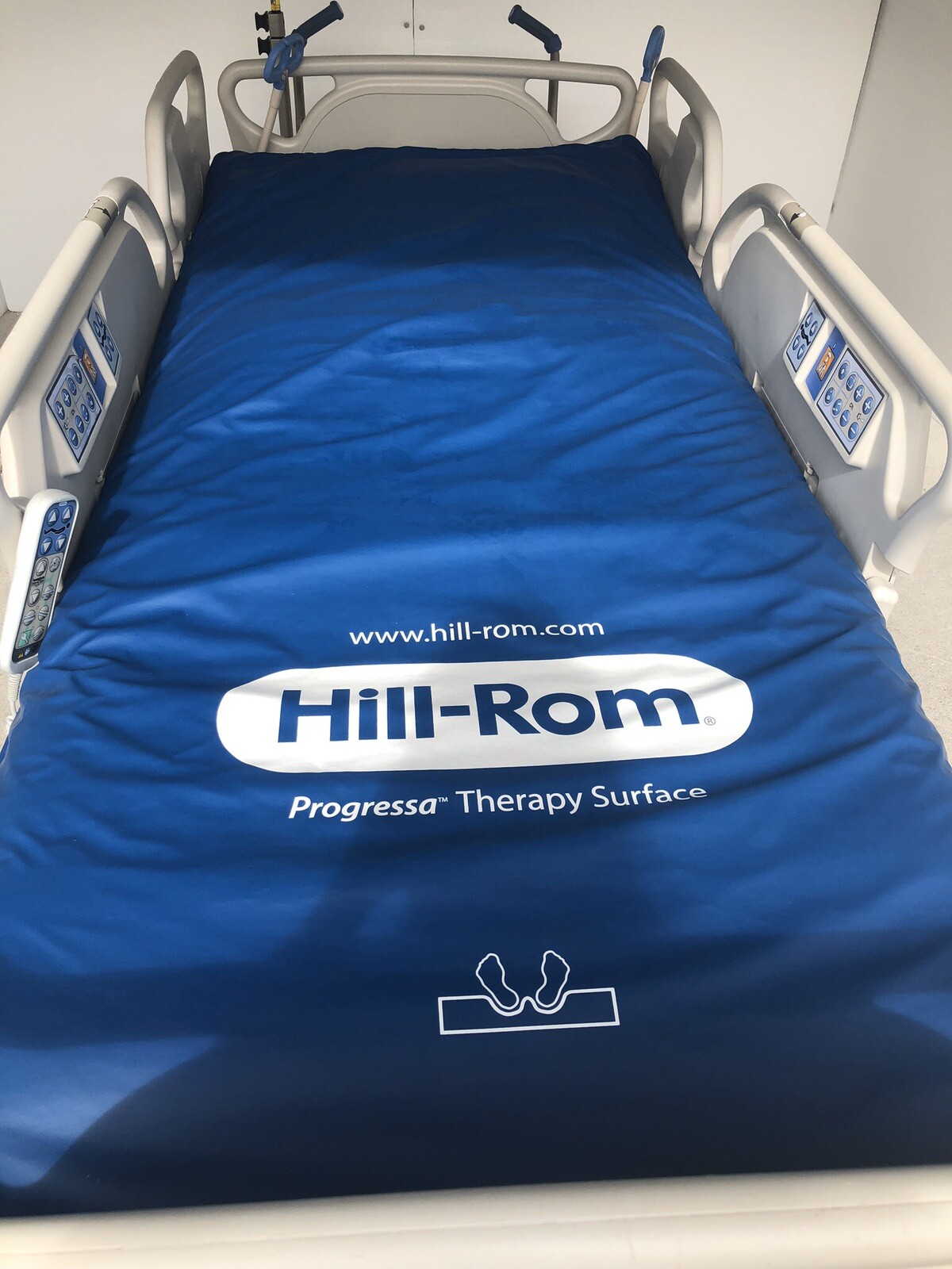 Hill-Rom Progressa Therapy Surface Bed System Model P7500 ICU - WE SHIP ...