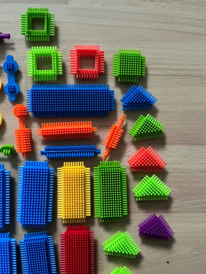 ASSORTED BUNDLE OF STICKLE BRICKS. - Vg Cond . 48 . | eBay UK