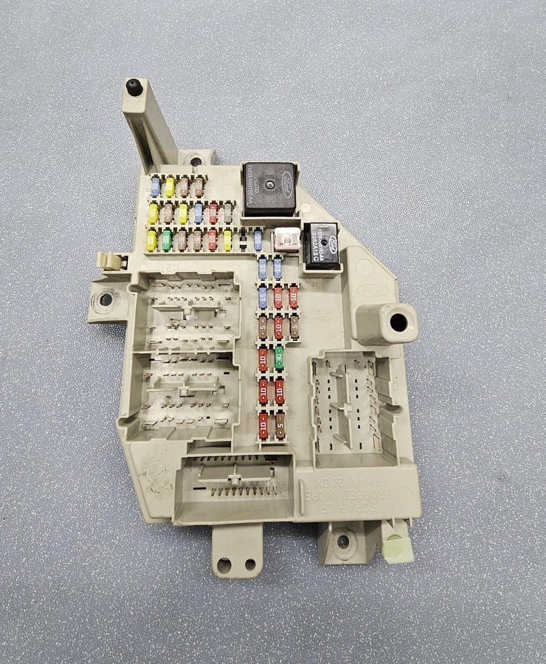 04-06 2004-2006 Ford Ranger Fuse Box Multifunction Relay Control Module ...