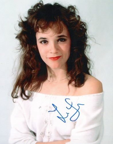 Lea Thompson glamour shot autographed photo signed 8x10 #3 | eBay