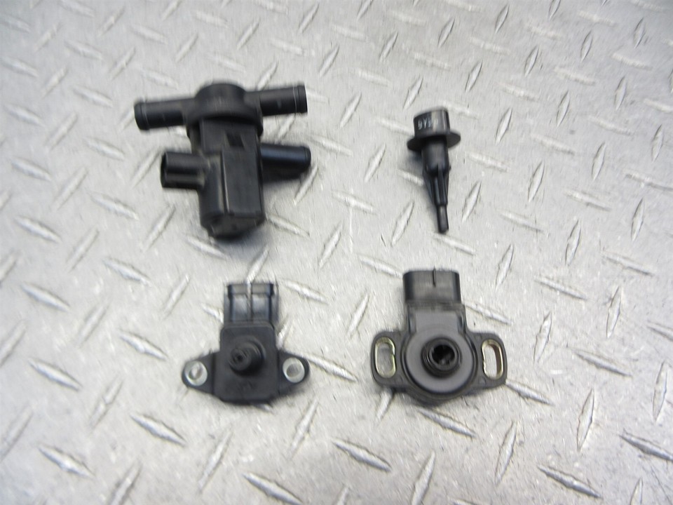 2006 04-09 Yamaha FZ6 FZ6R FZ6RC MAP Throttle Position Air Valve ...