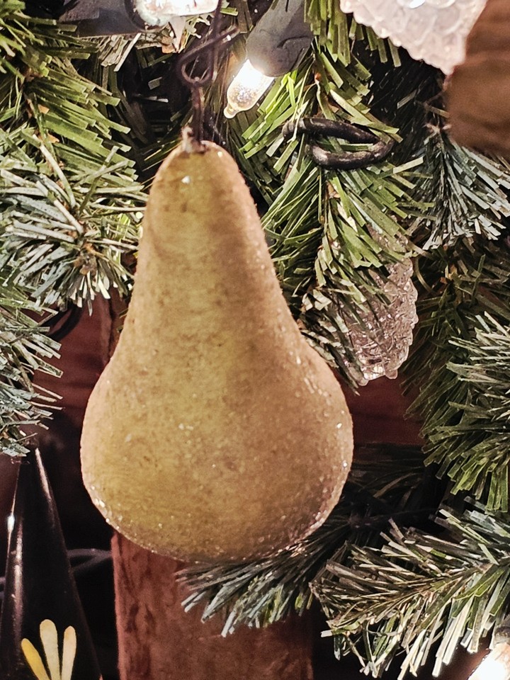 Antique * DRESDEN * SILVER GLITTER ' PEAR ' FRUIT YELLOW CHRISTMAS XMAS ...
